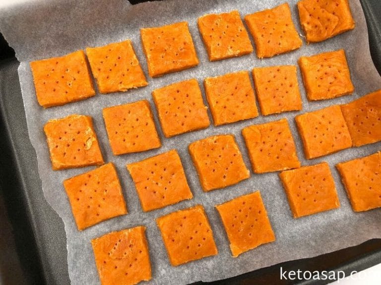 Easy Keto Cheese Almond Crackers Low Carb Recipe (Only 1 Net Carb ...